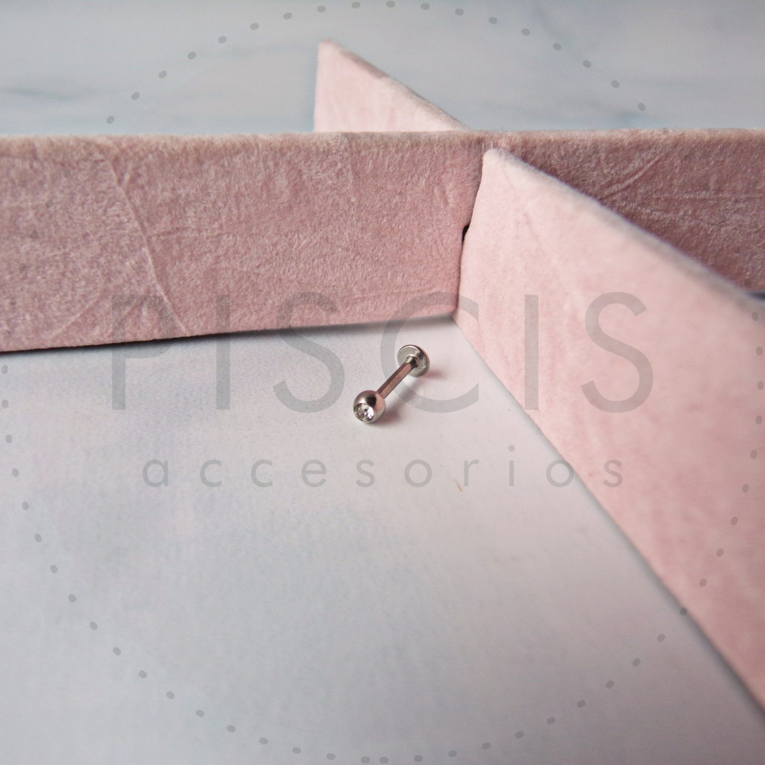 Piercing mentón bolita con strass varios modelos. – Piscis accesorios